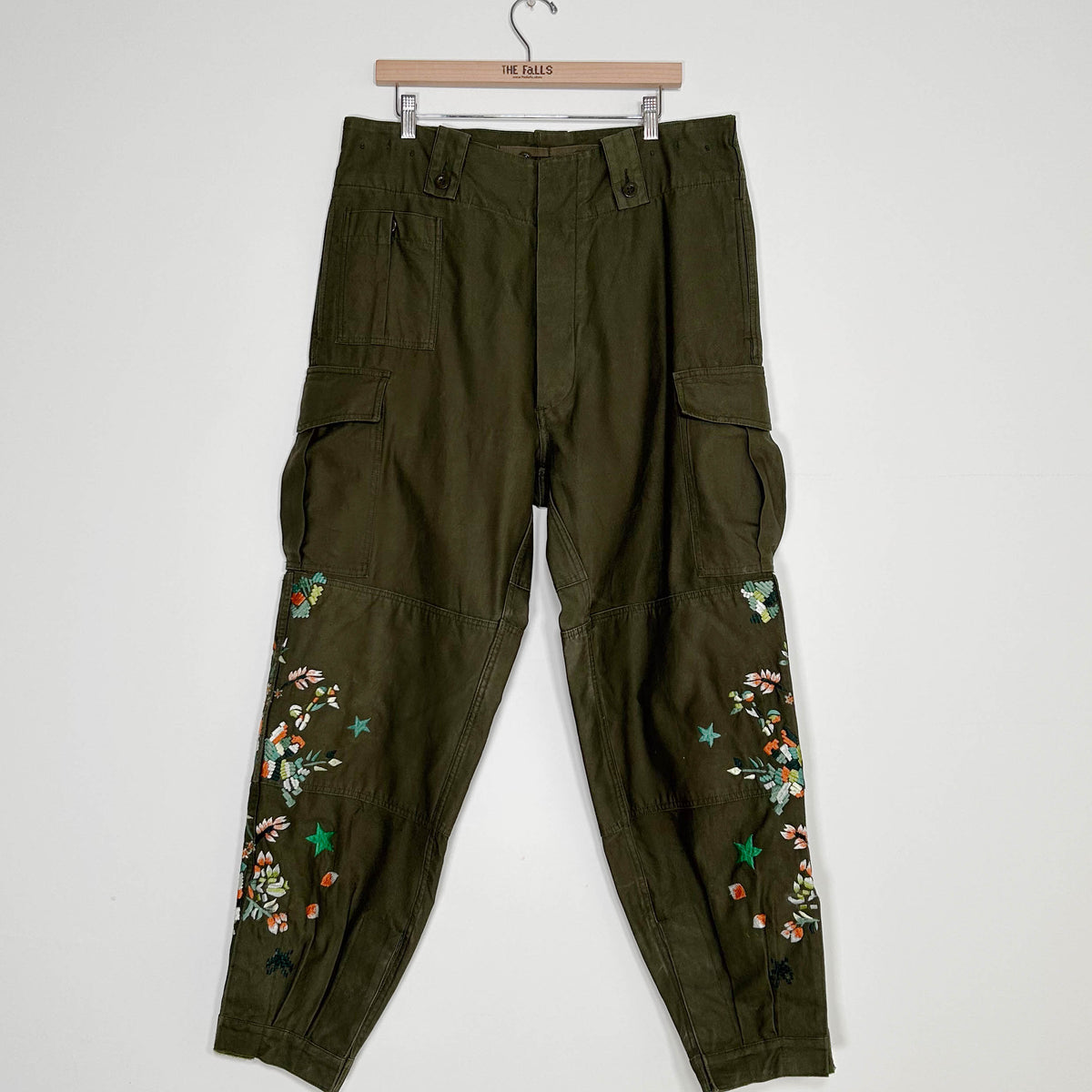 8-Bit Floral Velcro Cuff Cargo Pant – The Falls